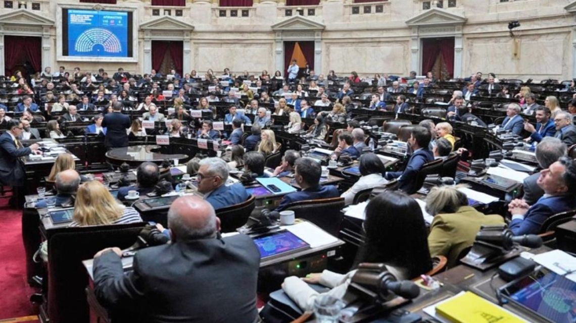 Urios: “La sociedad ve al peronismo como una oposición destructiva” | Canal E