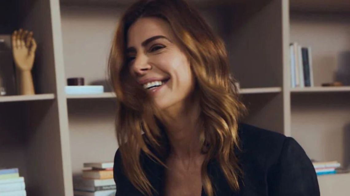 Juliana Awada mostró cómo llevar un look clásico, canchero y fresco con dos prendas básicas | Caras