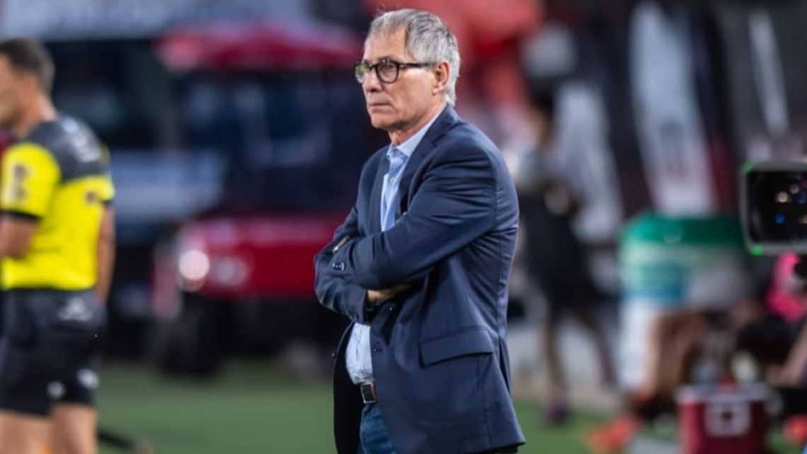 Ariel Holan rompió el silencio tras su salida de Rosario Central ...