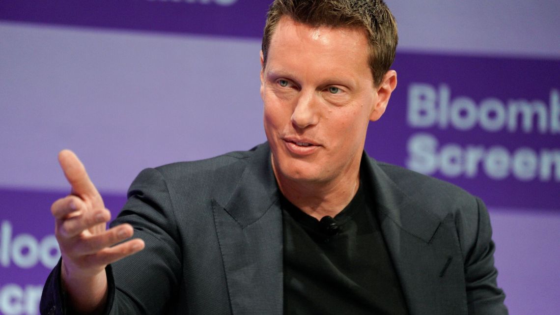 Larry Ellison desplaza a Elon Musk como el titán tecnológico de 2025 ...