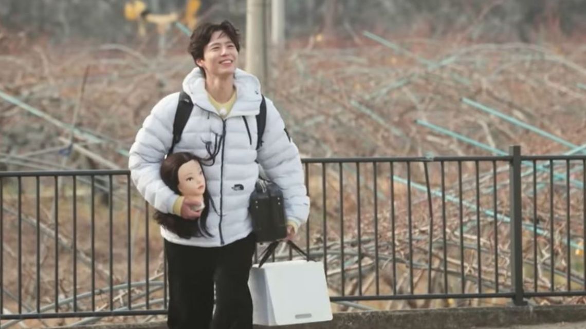 El actor Park Bo Gum abre una peluquería, "Bogum Magic Curl", y la ...