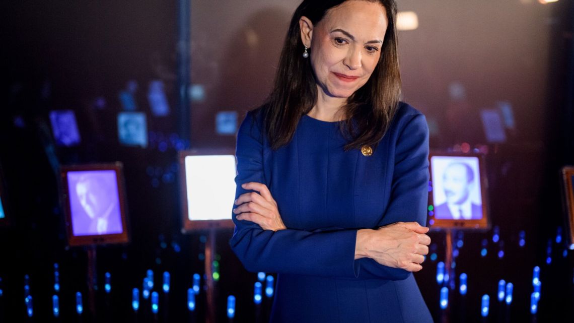 Machado dice que EE.UU. habría pedido a Delcy Rodríguez que avance ...