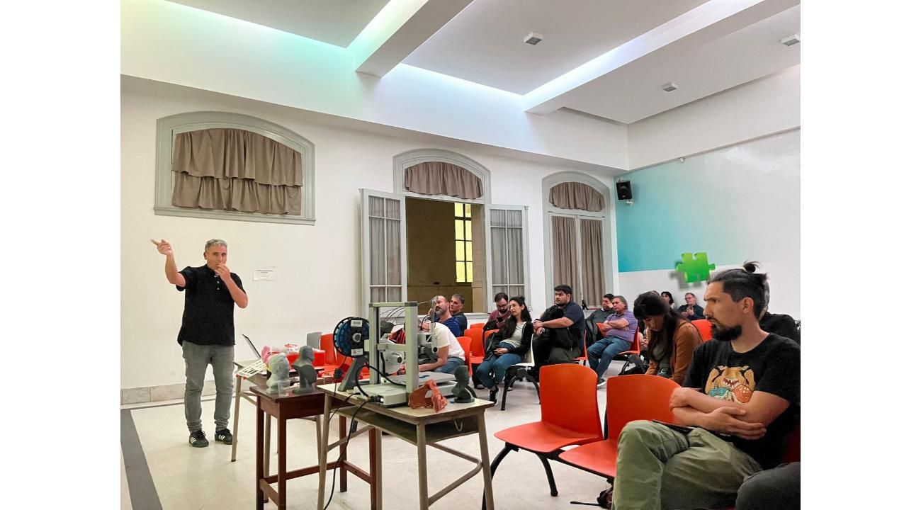 Educación, comunidad y tecnología: el nuevo modelo de la impresión 3D ...