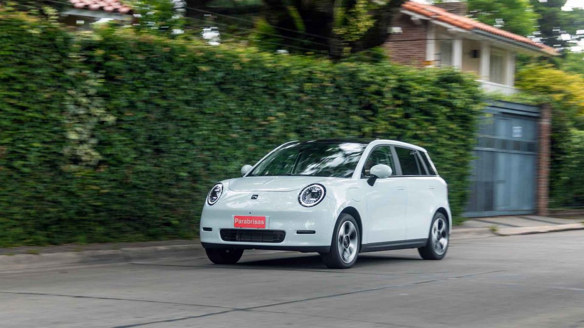 Probamos el JAC EV 30X: Hacia la ciudad eléctrica | Parabrisas