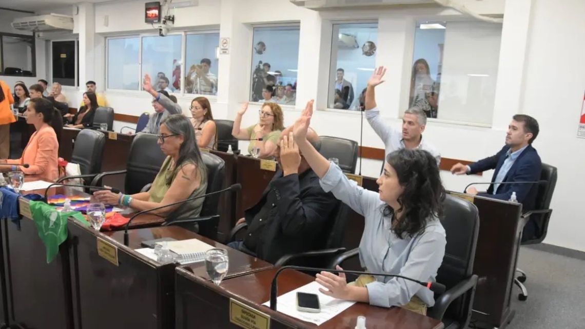 El Frente Chaqueño presentó un proyecto para recomponer salarios ...