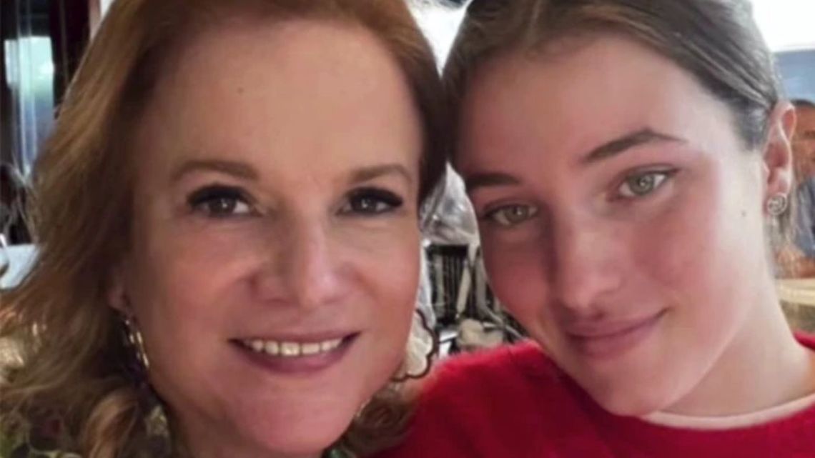 Así fue la despedida de soltera de Rocío Hazán, la hija de Lucía Galán ...