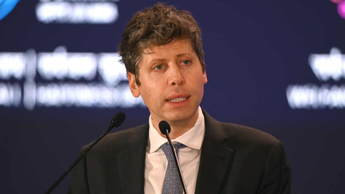 Sam Altman cambia el tono sobre la IA y anticipa un mundo donde la ...