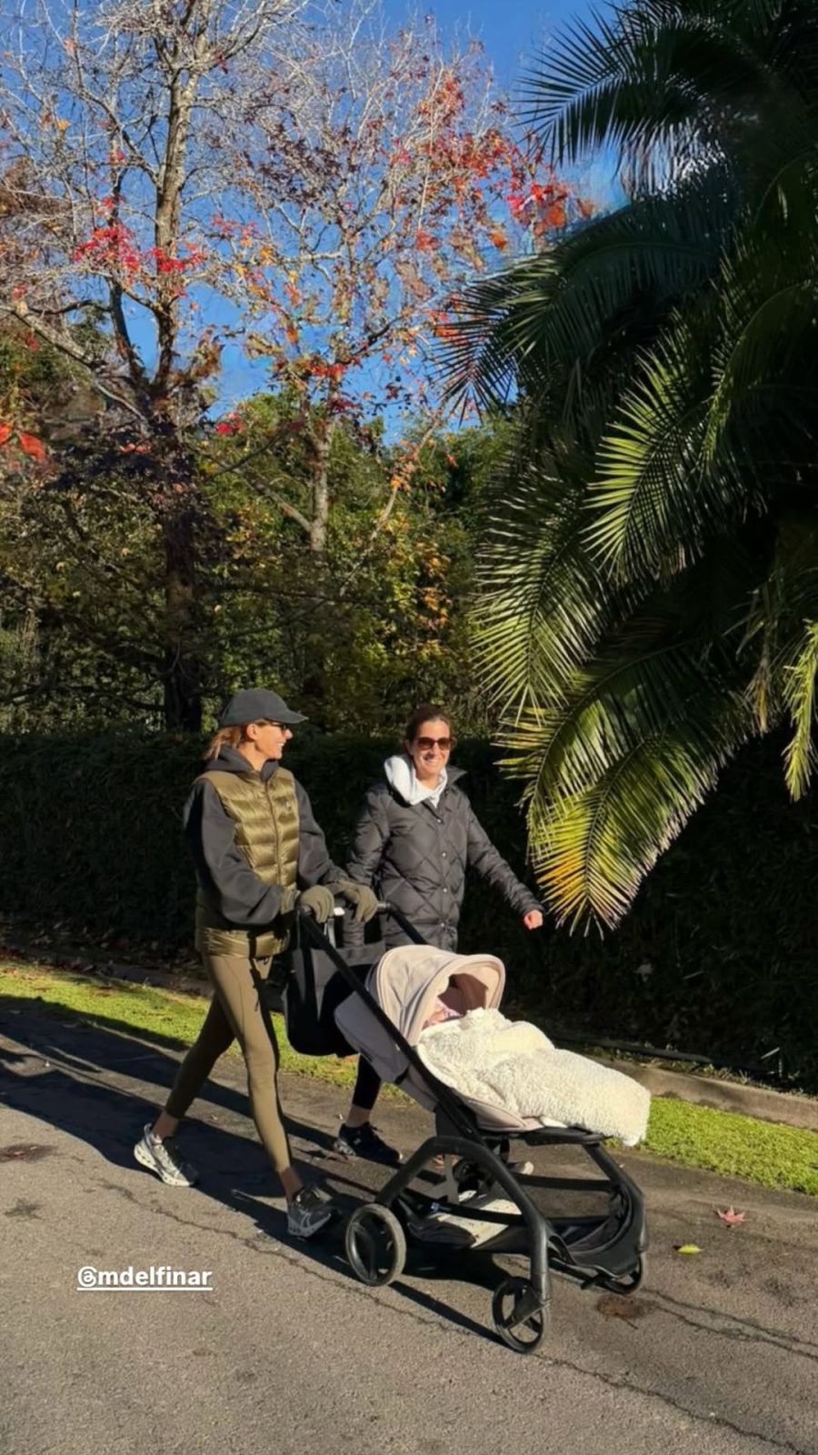 Juliana Awada deslumbró con su look deportivo: monocromático ...